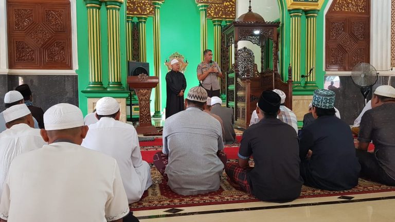 Safari Sholat Jum’at, Kapolres Berikan Pesan Kamtibmas dan Jag Toleransi Antar Sesama ...
